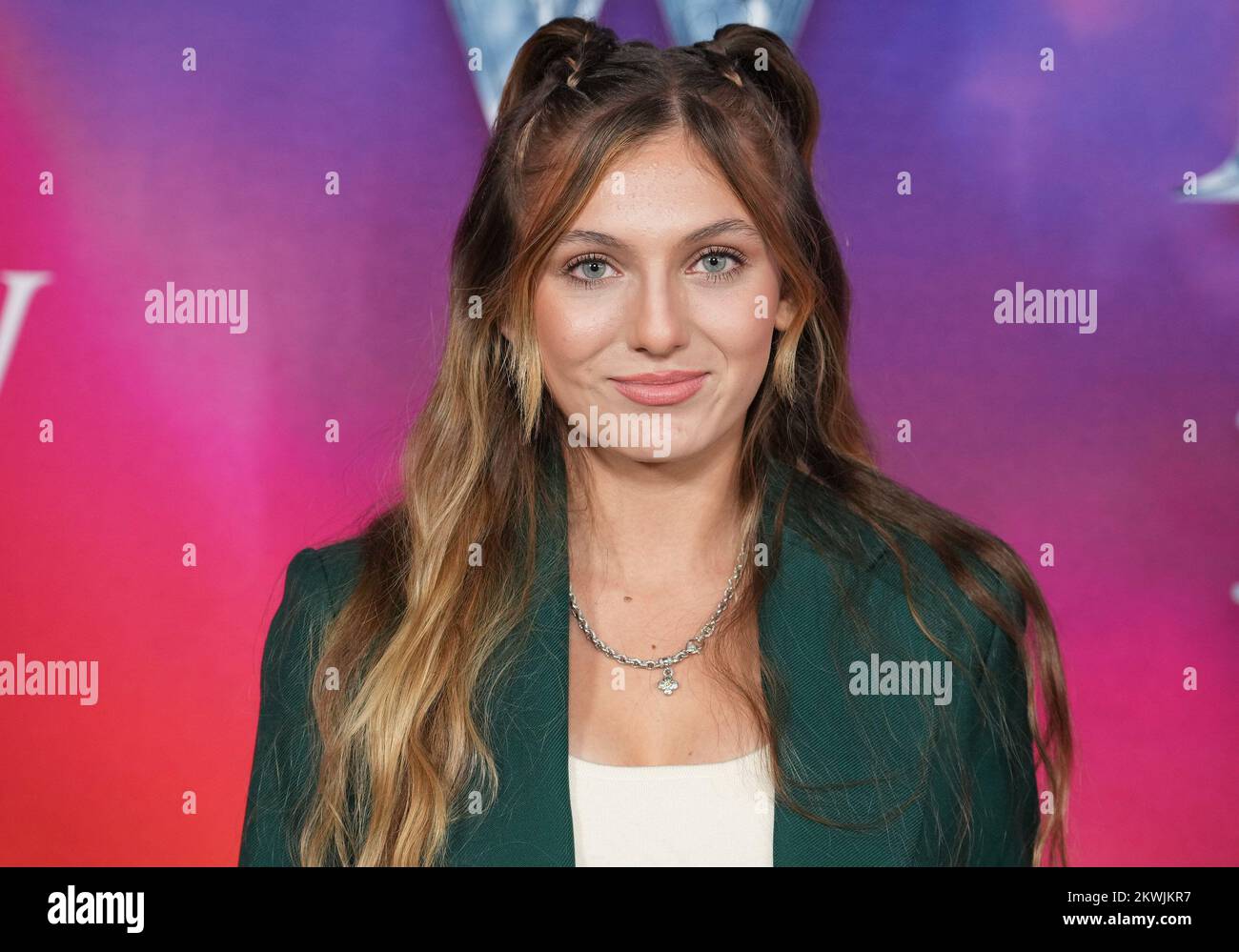 Los Angeles, USA. 29th Nov, 2022. Emma Berman arrives at the WILLOW ...