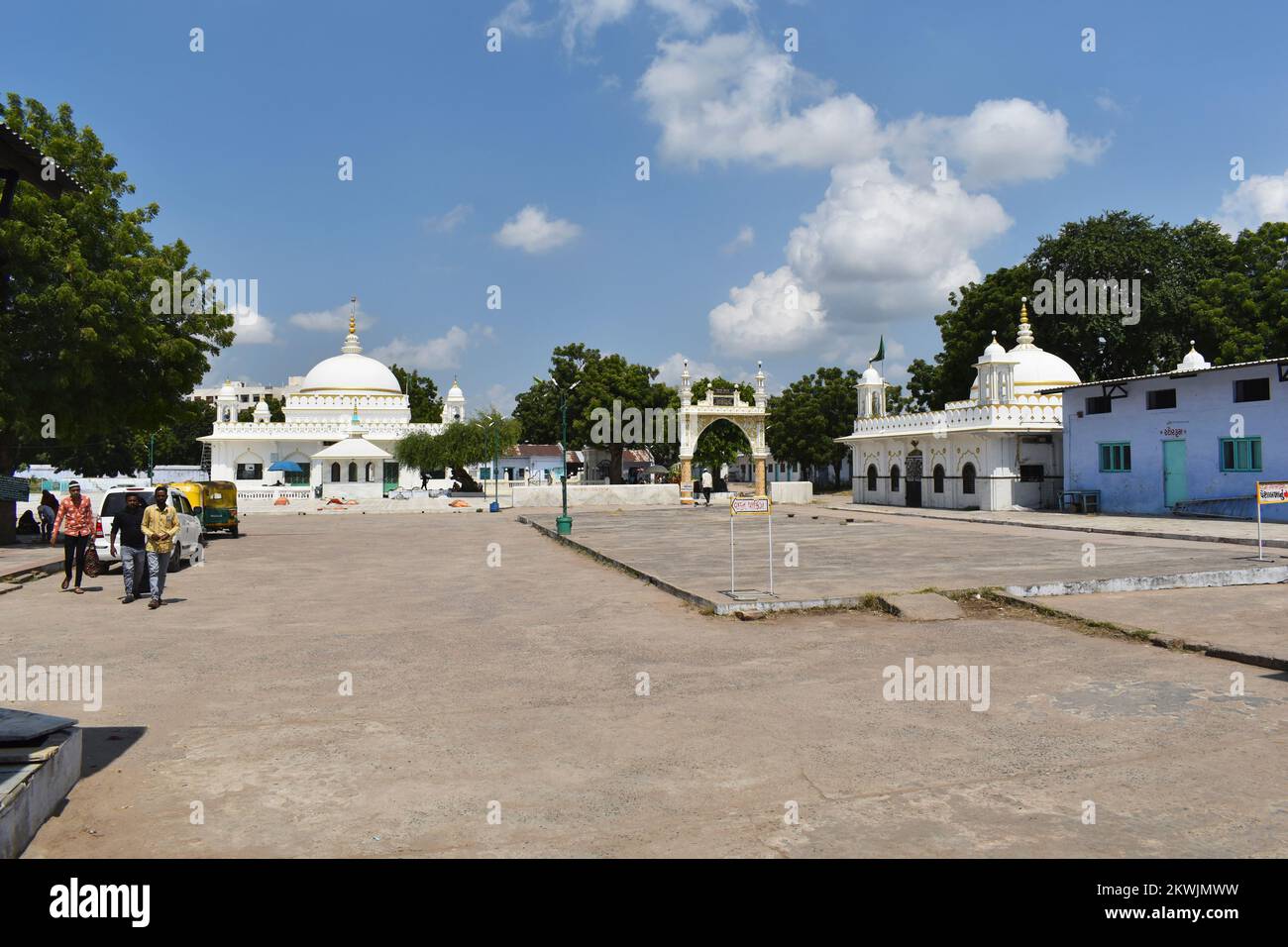 INDIA, GUJRAT, DHOLKA, October 2022, Rear view of Hazrat Khwaja Hasan ...