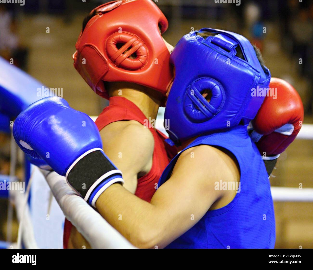 Two boys boxing in ring hi-res stock photography and images - Alamy