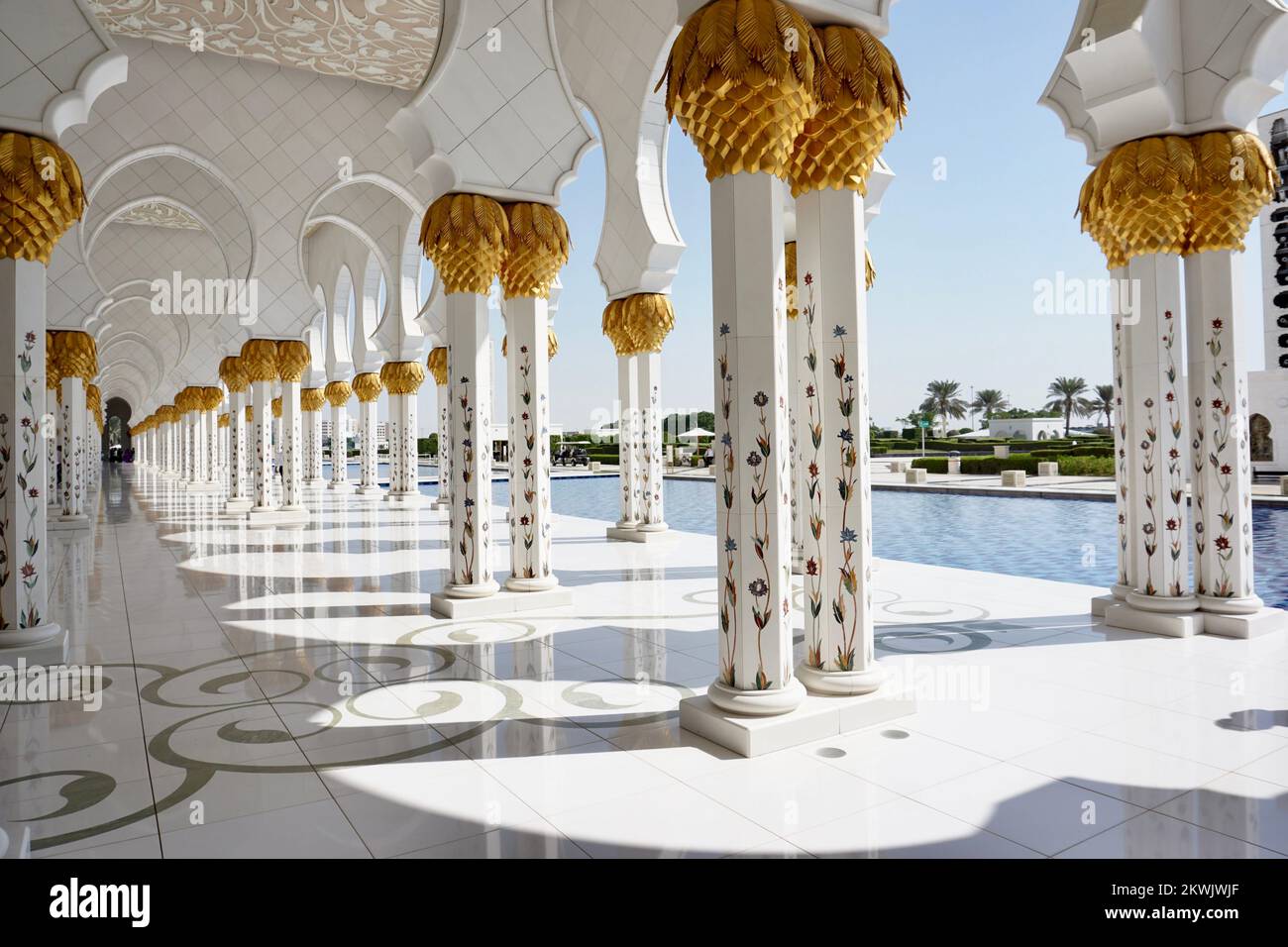 Shayk Zayid Mosque, Abu Dhabi, UAE Stock Photo - Alamy