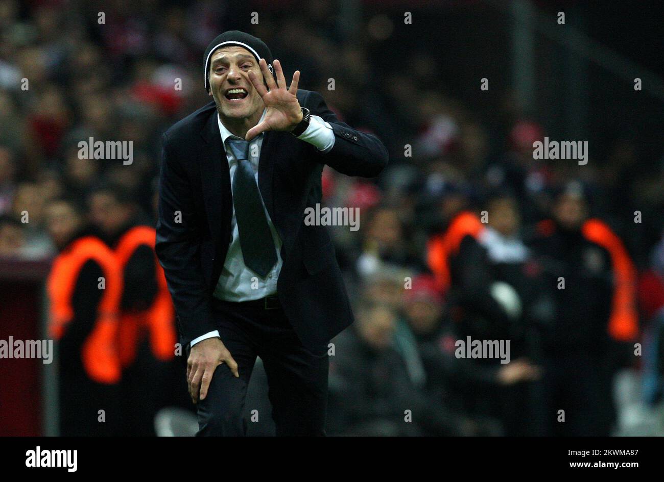 Croatia coach Slaven Bilic shouts orders on the touchline Stock Photo ...