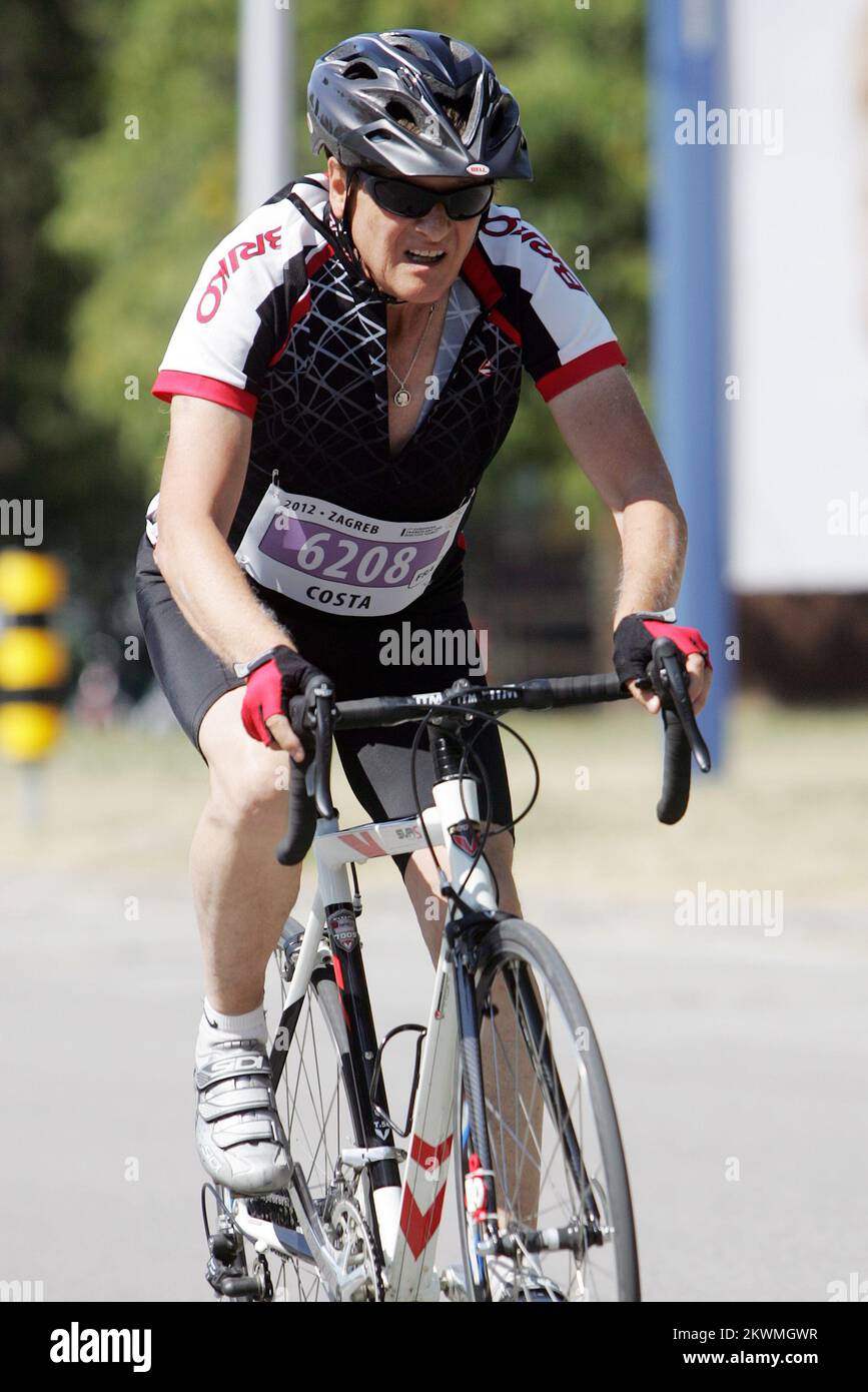 Donor number hi-res stock photography and images - Alamy