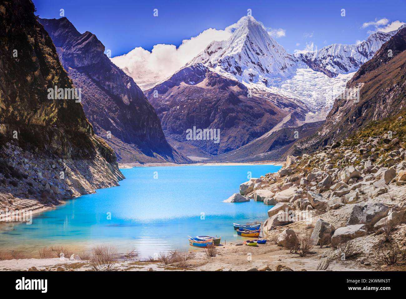Lake parón peru hi-res stock photography and images - Alamy