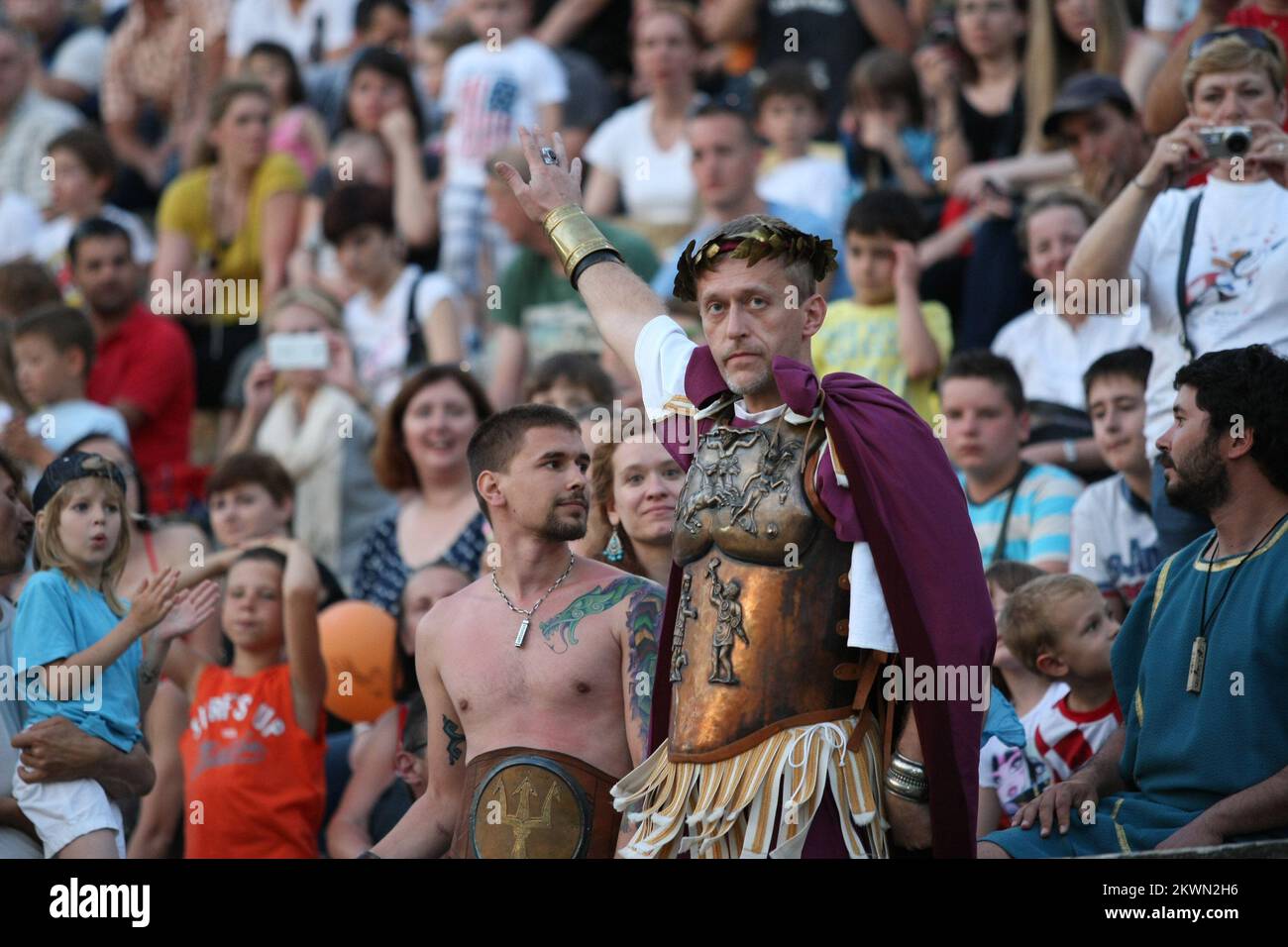 15.06.2013: Pula - 12th crown Festival Pula Superiorum - festival of ...