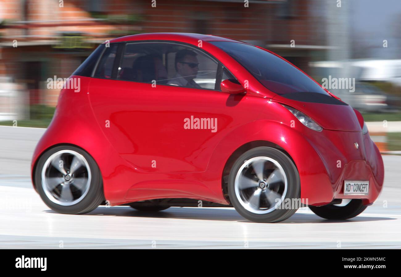 Croatia as the 28th EU Member State - Doking XD car The first Croatian ...