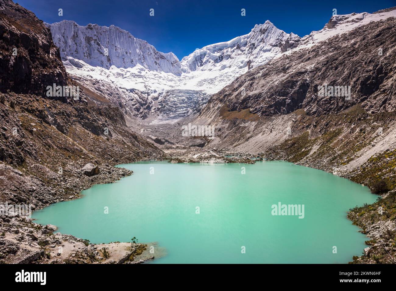 Laguna llaca hi-res stock photography and images - Alamy