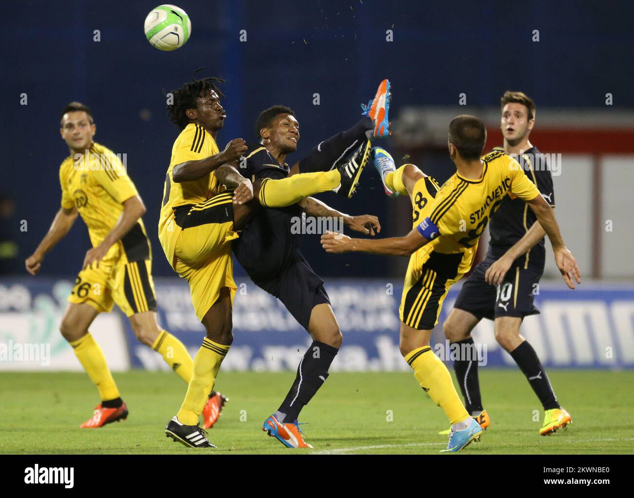 Metous hi-res stock photography and images - Alamy