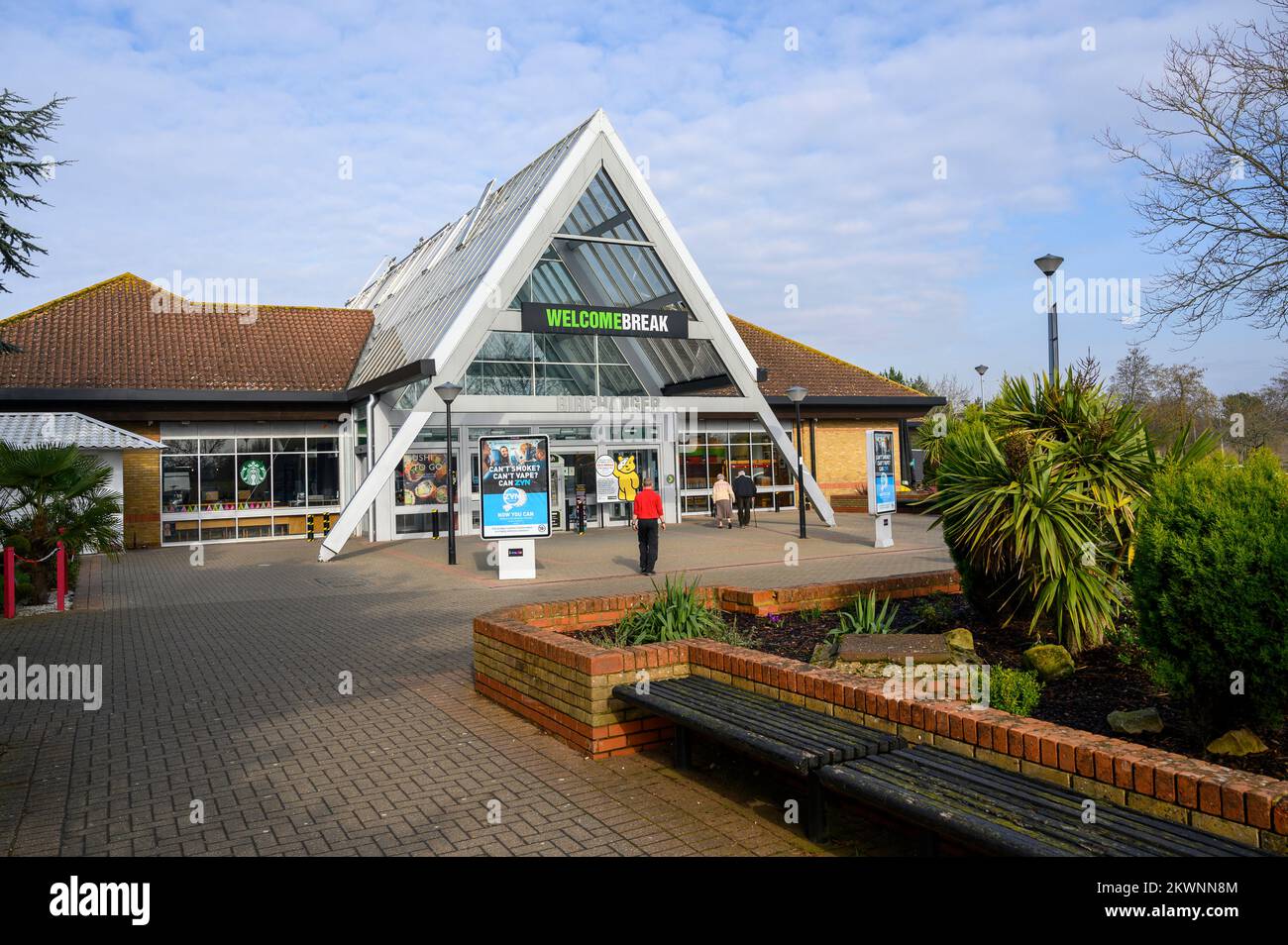 Welcome break birchanger green service area hi-res stock photography ...