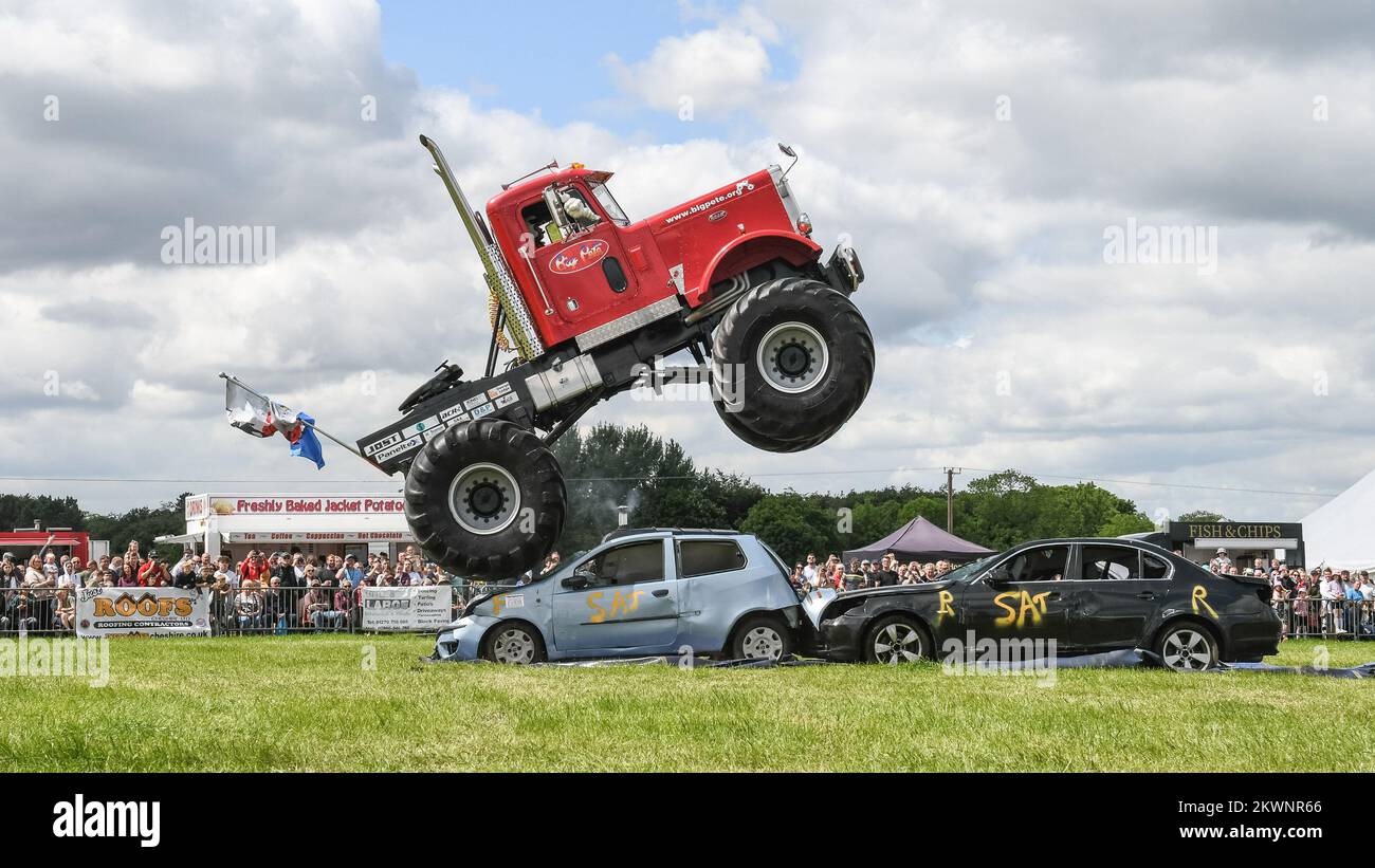 Big Pete Monster Trucks Stock Photo - Alamy
