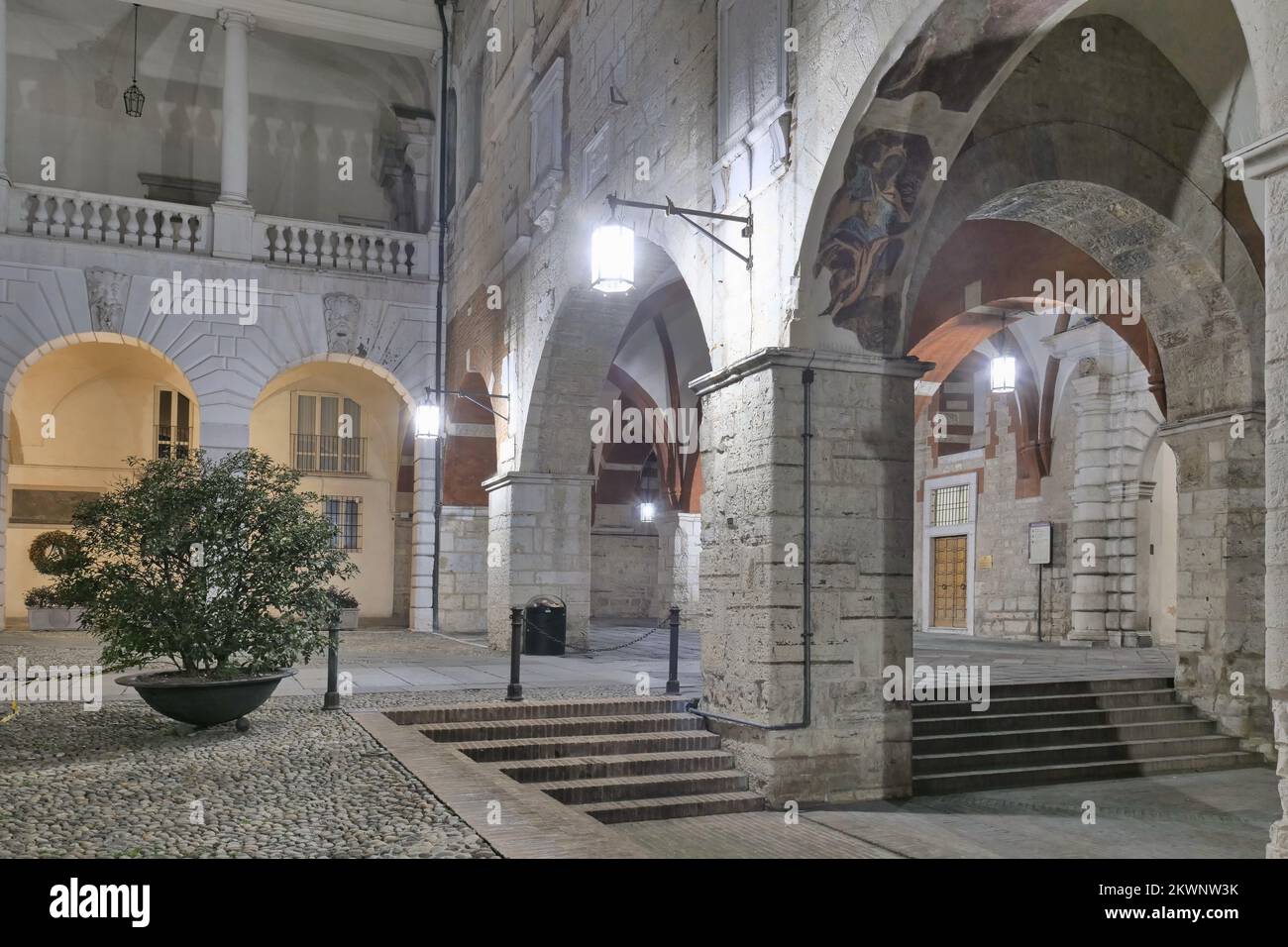 The Broletto or Broletto Palace of Brescia (Palazzo Broletto di Brescia ...