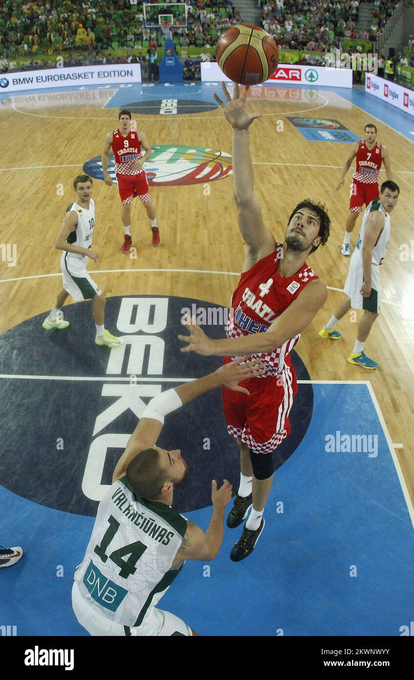 Ante tomic hi-res stock photography and images - Alamy