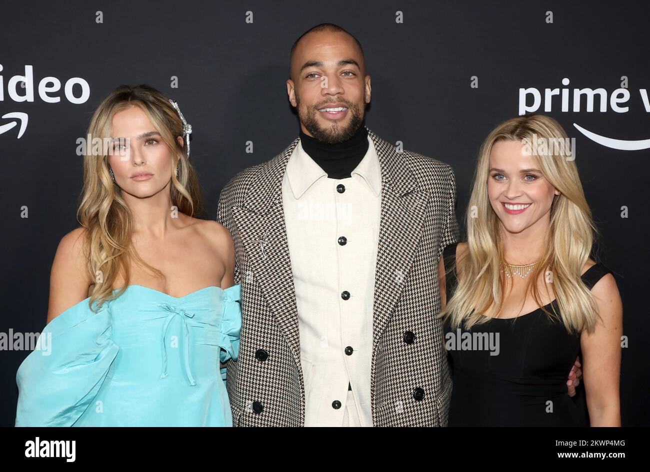 29 November 2022 -Los Angeles, California - Zoey Deutch, Kendrick ...