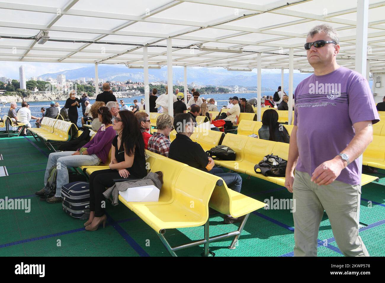 14.10.2013., Croatia, Split, Bol - Indian summer drew citizens of Split ...