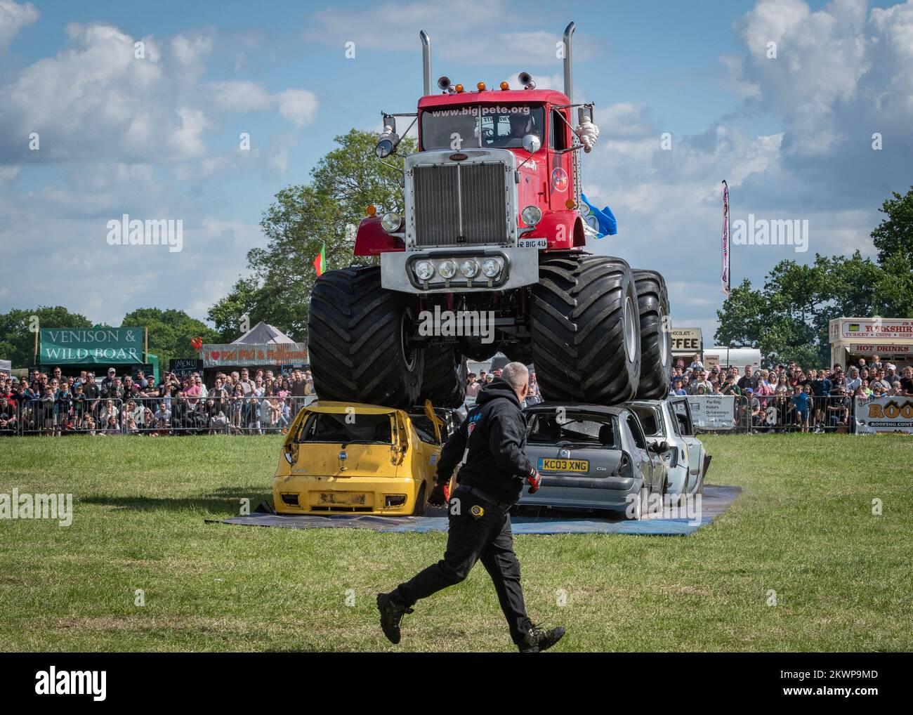 Monster truck rally trucks hi-res stock photography and images - Alamy