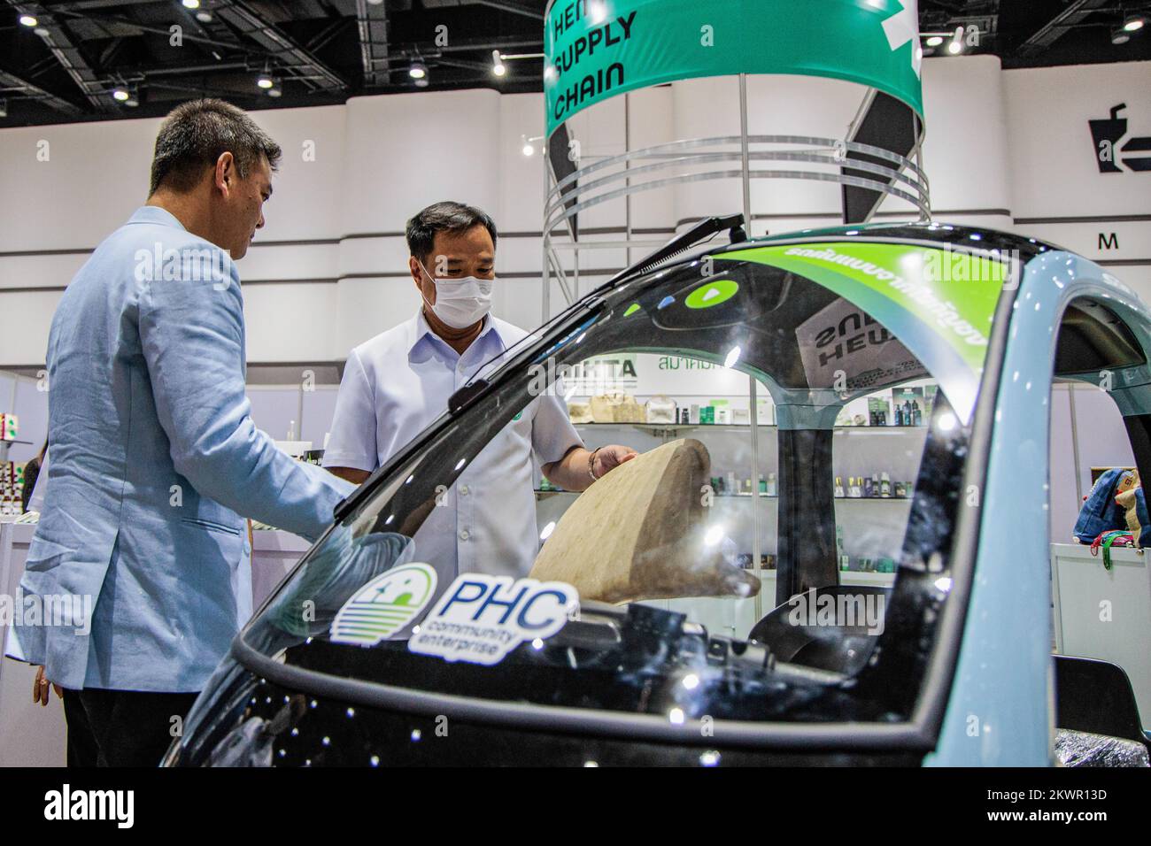 Bangkok, Thailand. 30th Nov, 2022. Anutin Charnvirakul, Deputy Prime ...