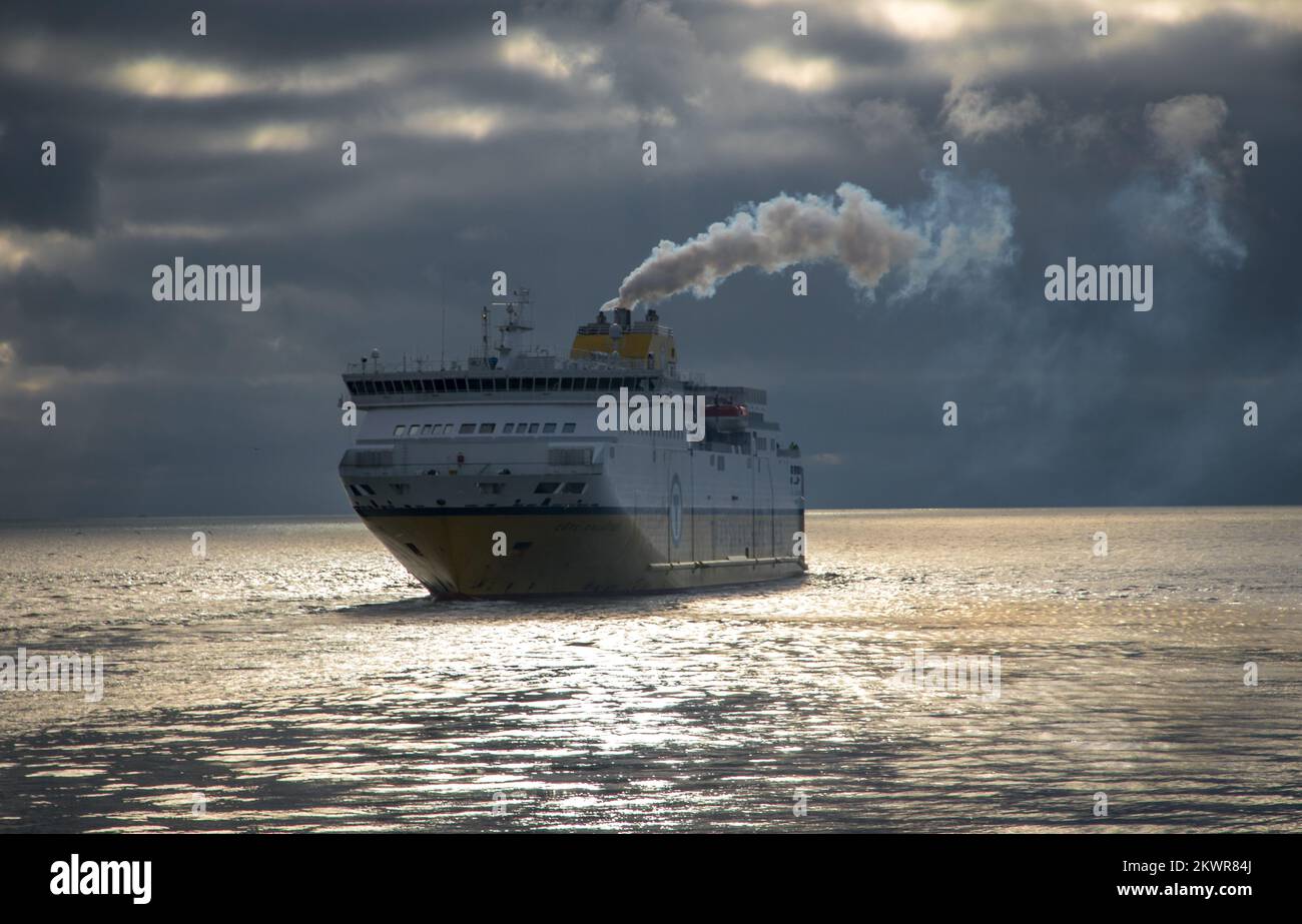 30th November 2022, Newhaven, East Sussex, UK. Ferry arrival and later ...