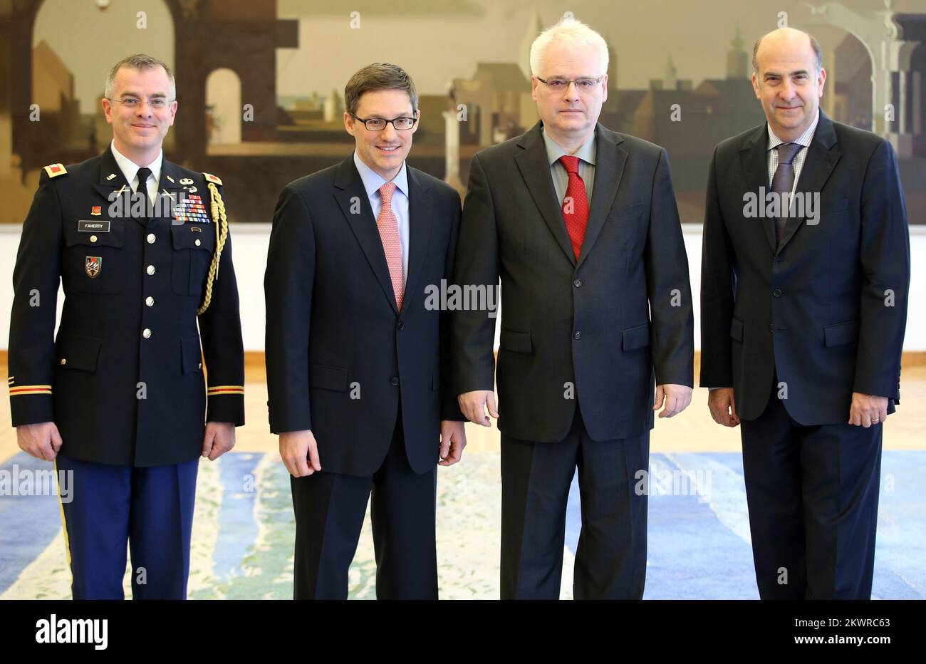 Ivo josipović usa hi-res stock photography and images - Alamy