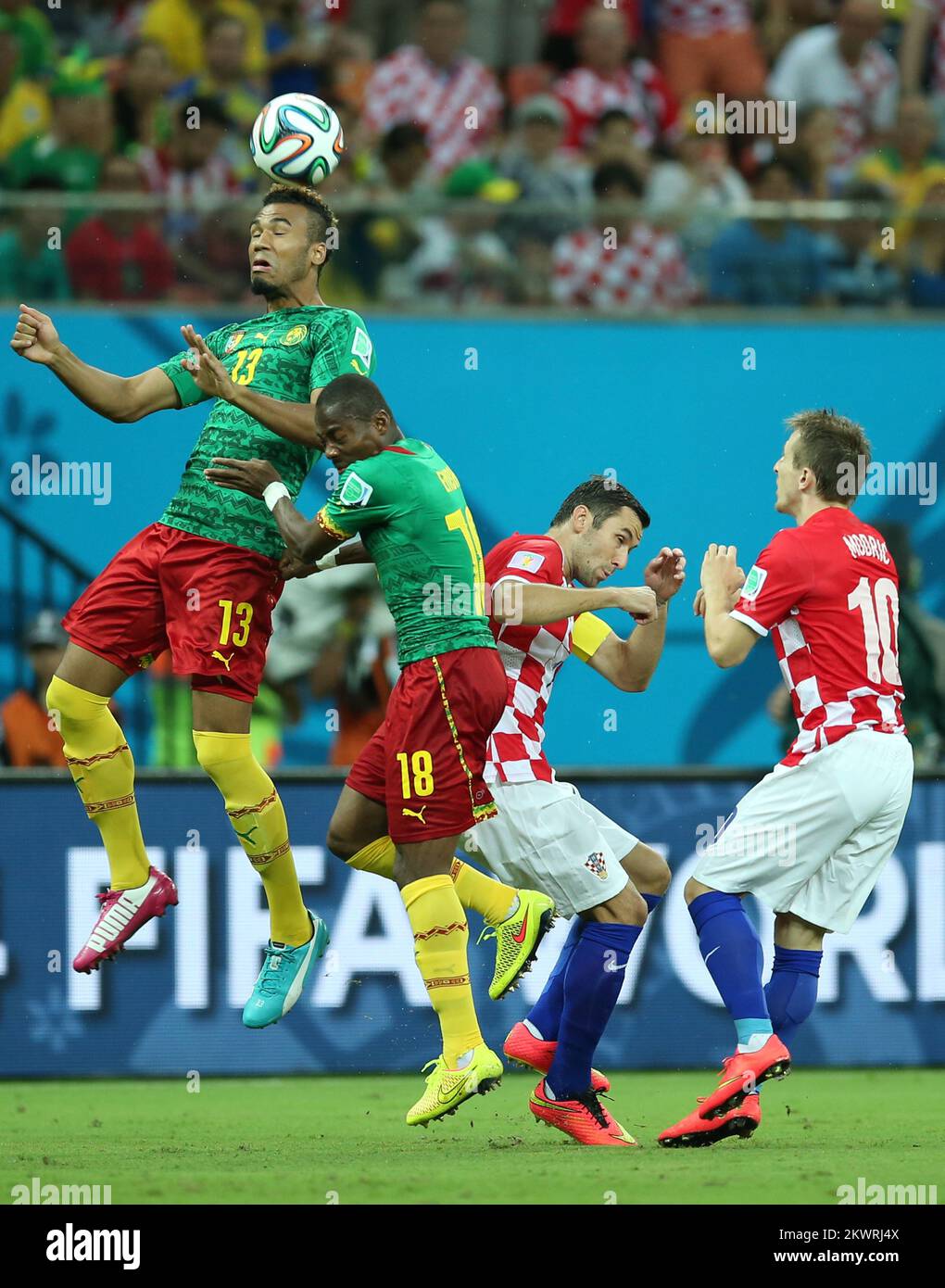 Cameroon croatia 2014 world cup hi-res stock photography and images - Alamy