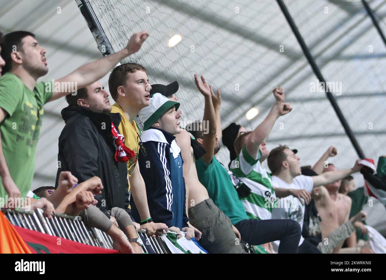 Celtic football club supporters hi-res stock photography and images - Alamy