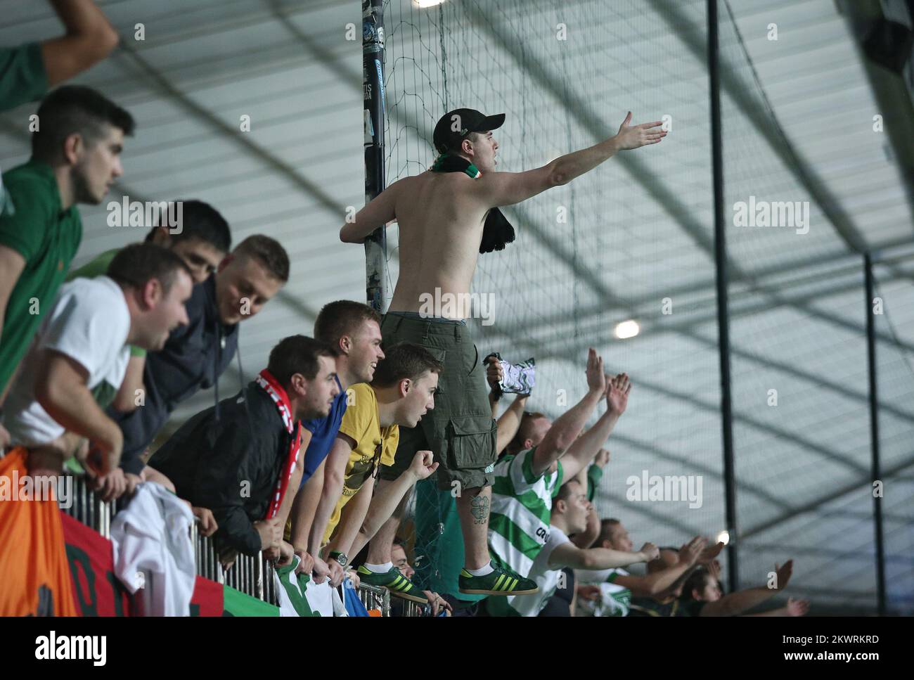 Celtic football club supporters hi-res stock photography and images - Alamy