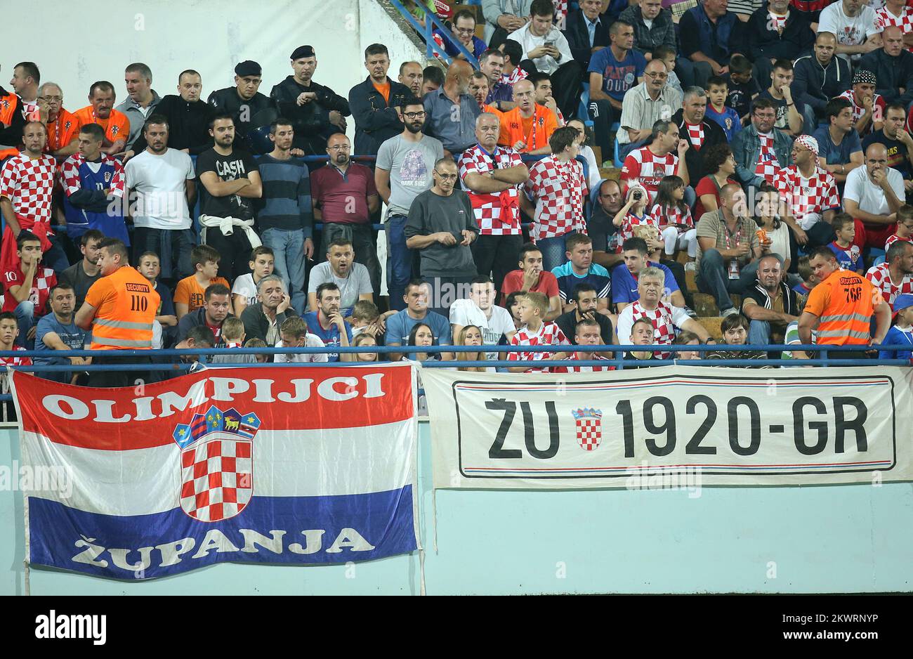 Croatia fans in the stands Stock Photo - Alamy