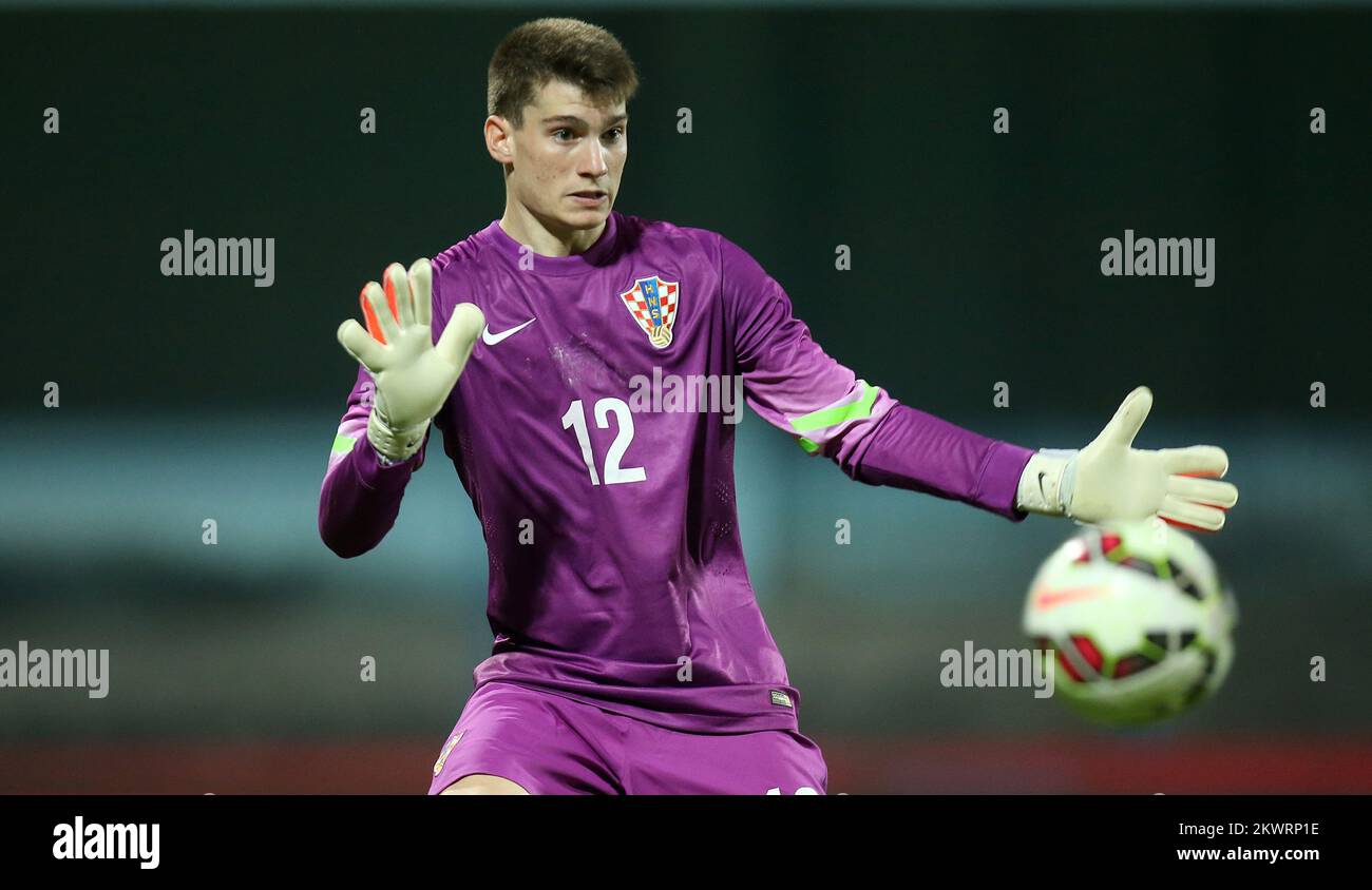 Croatia goalkeeper Dominik Livakovic Stock Photo - Alamy