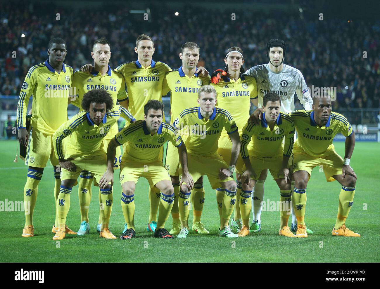 Chelsea team group during the uefa champions league hi-res stock ...