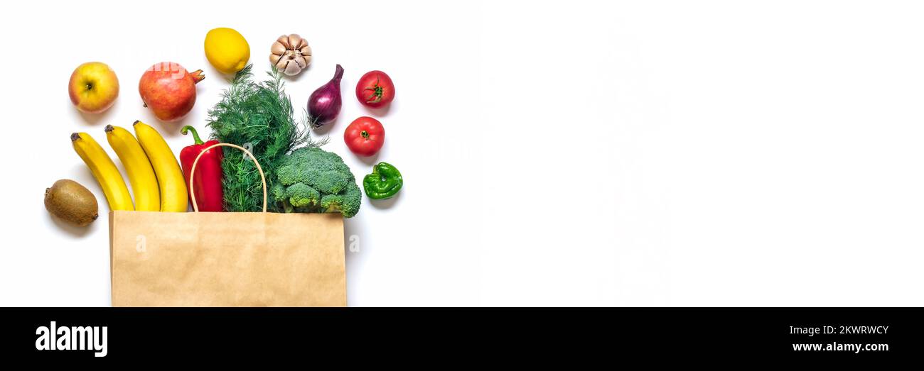 Zero waste concept basket Cut Out Stock Images & Pictures - Alamy