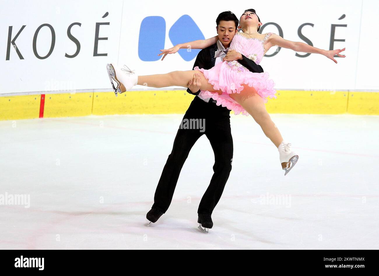 ISU Junior Grand Prix of Figure Skating, Junior Ice Dance, short dance ...
