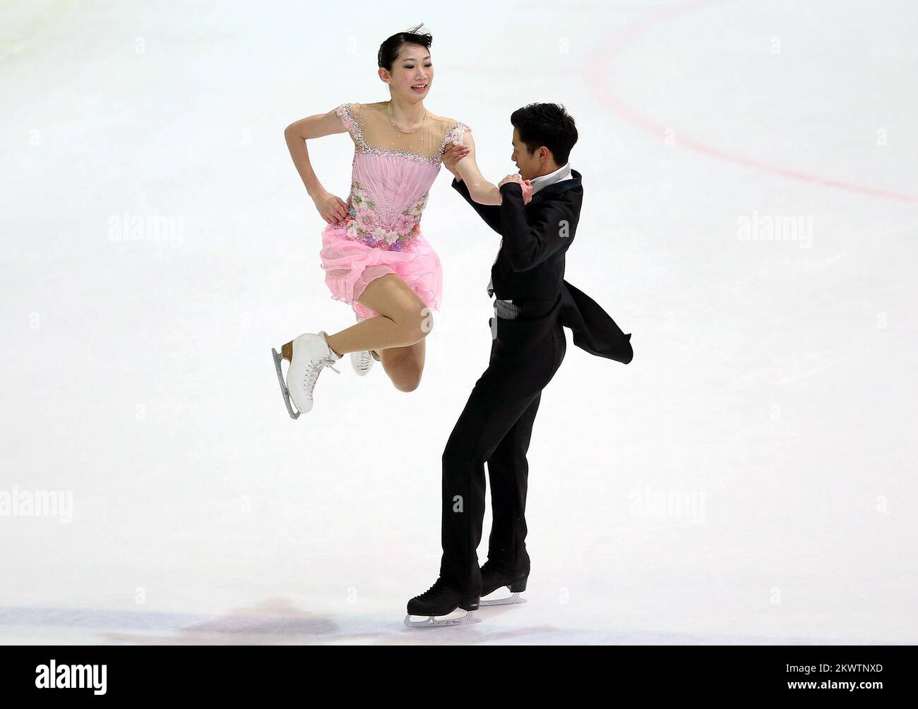 ISU Junior Grand Prix of Figure Skating, Junior Ice Dance, short dance ...