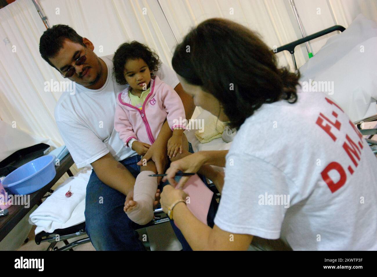 Member disaster medical assistance team hi-res stock photography and ...
