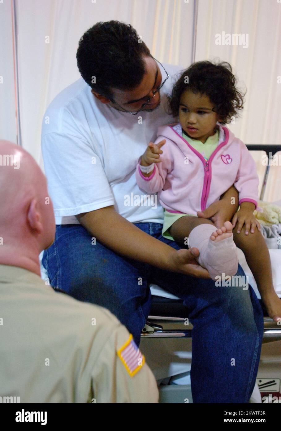 Member disaster medical assistance team hi-res stock photography and ...