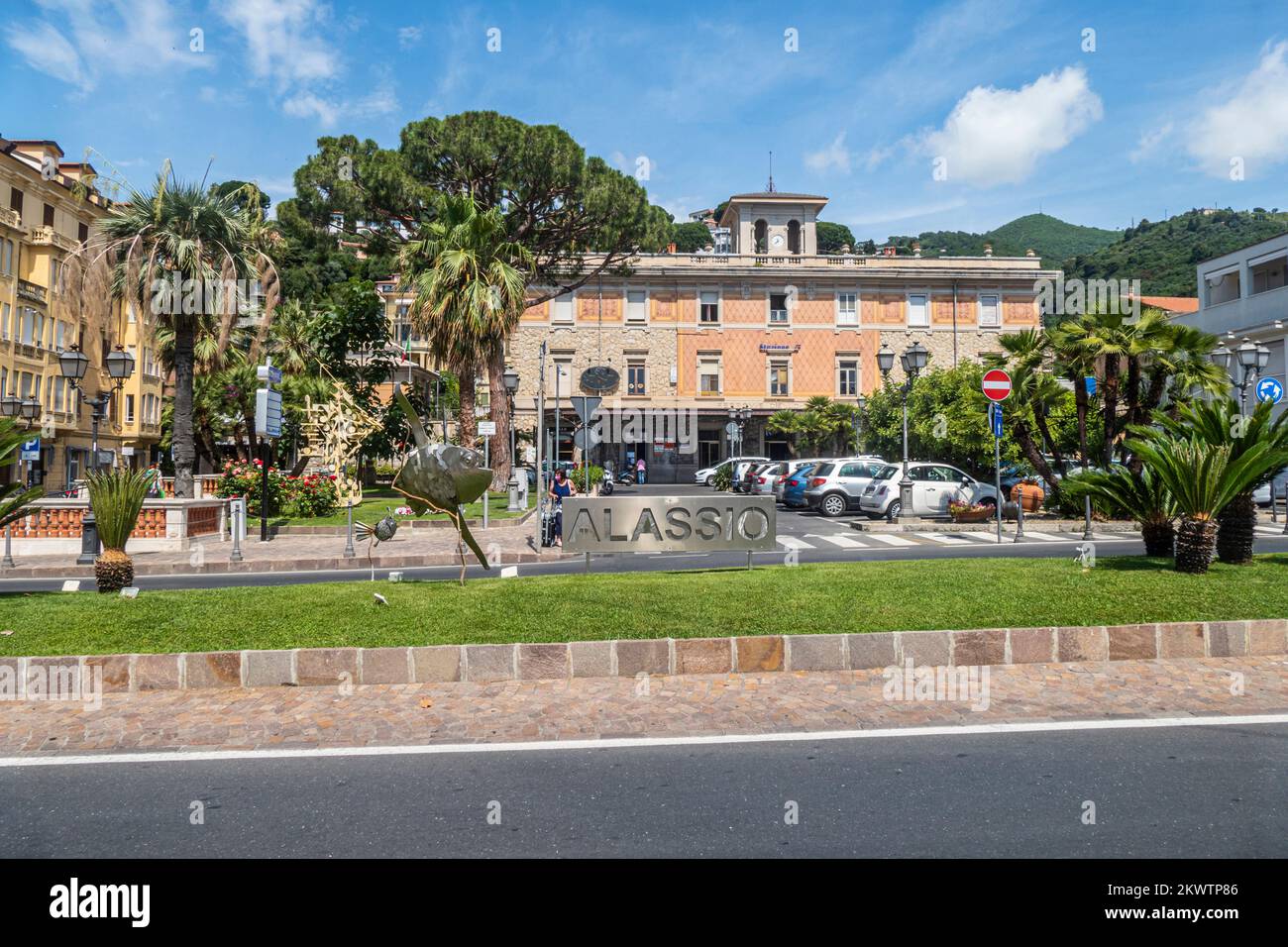 Ligurian coast railway hi-res stock photography and images - Alamy