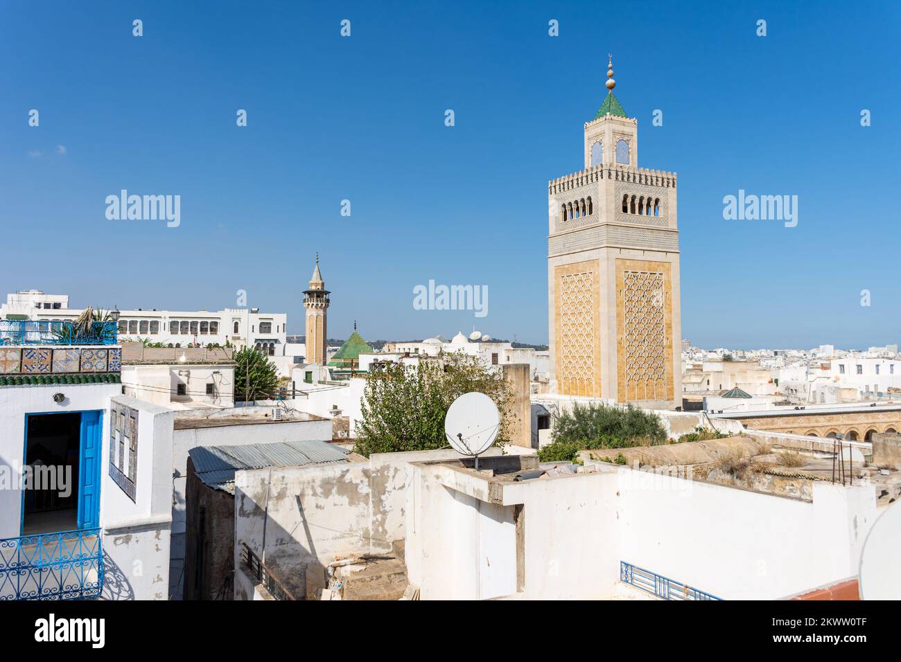Zitouna great mosque tunis hi-res stock photography and images - Alamy
