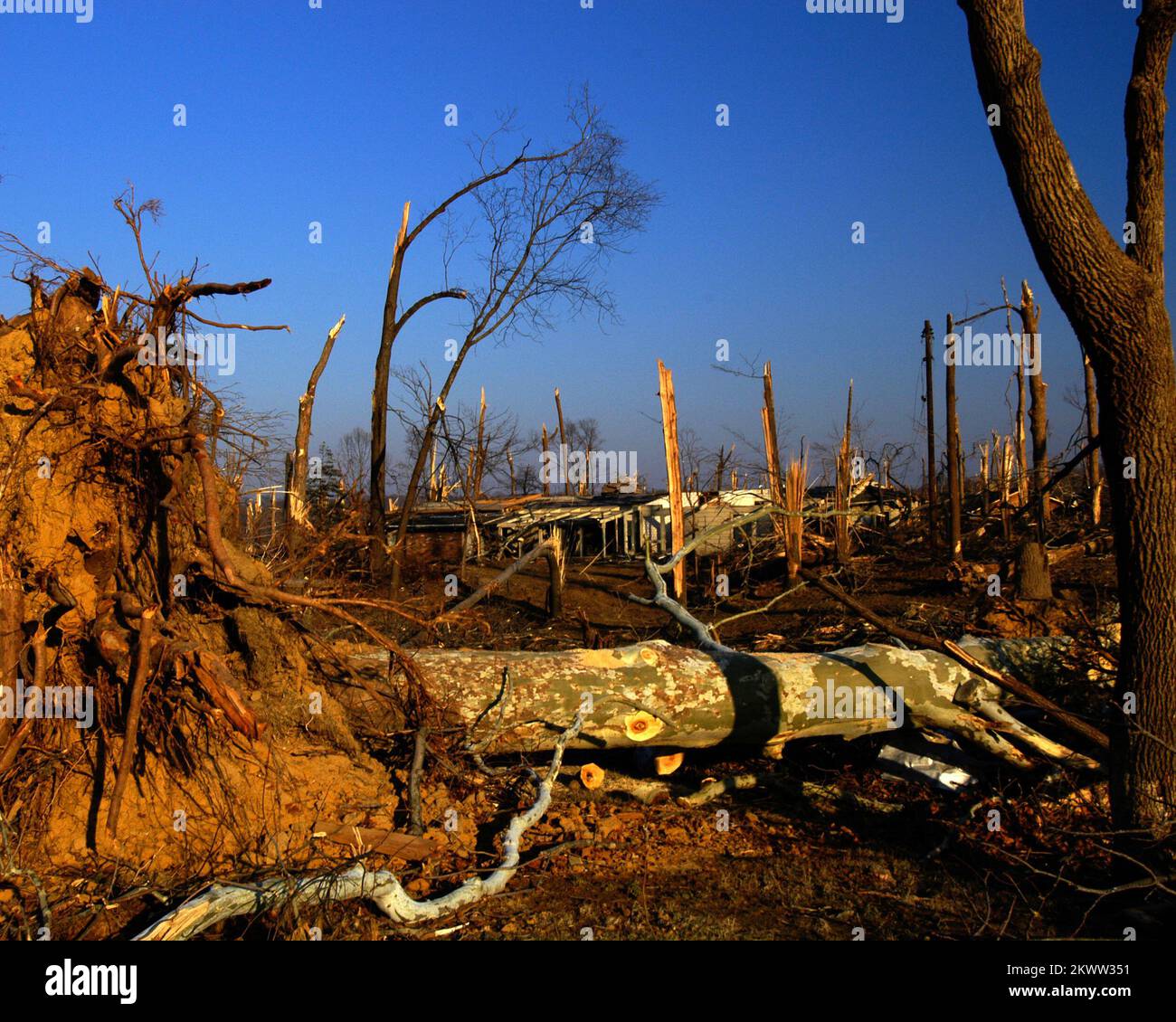 Severe Storms and Tornadoes, Madisonville, Ky, December 9, 2005 ...