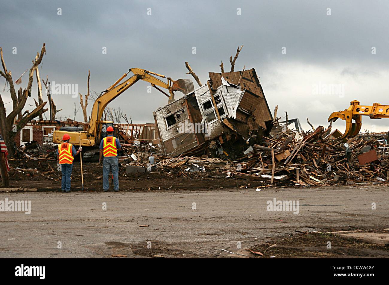 Take a dump hi-res stock photography and images - Alamy