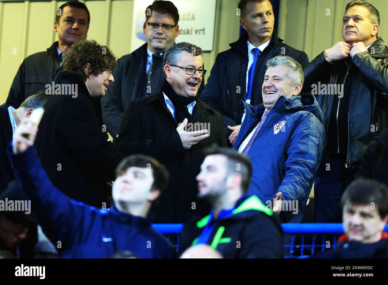 Sustar hi-res stock photography and images - Alamy