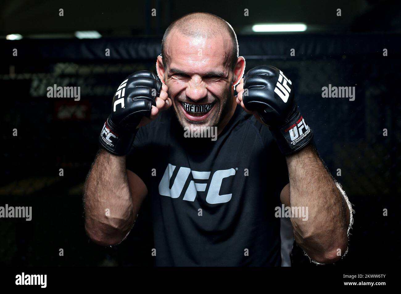 Jungle fight mma hi-res stock photography and images - Alamy