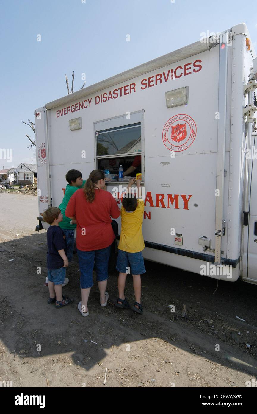 Severe Storms, Tornadoes, and Flooding, Caruthersville, MO, 4-15-06 ...