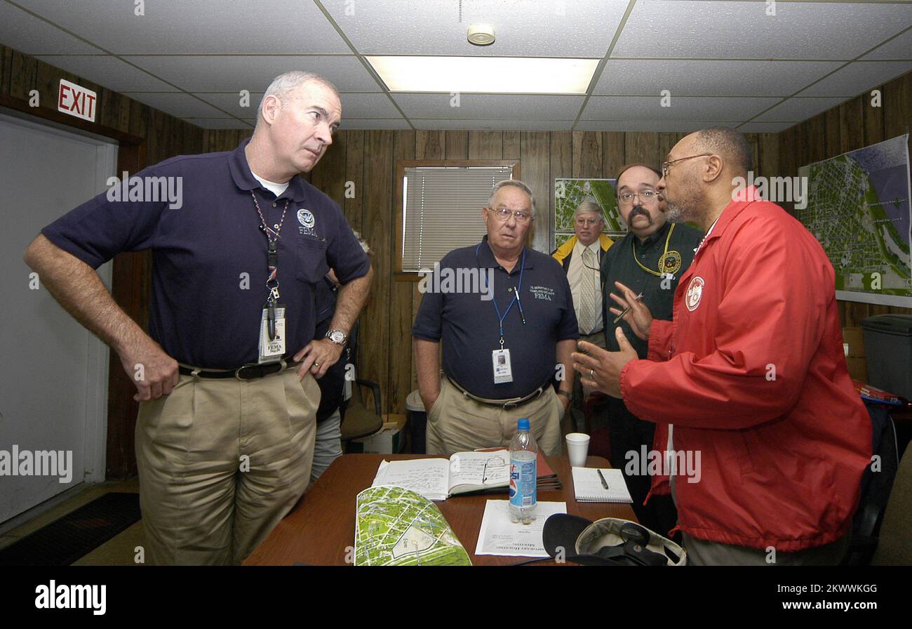 Severe Storms, Tornadoes, and Flooding, Caruthersville, MO 4-11-06 ...