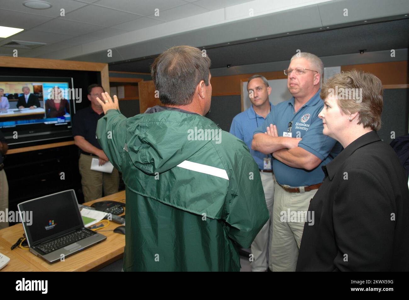 Columbia, SC, August 31, 2006 Emergency Response Team (ERT) leader ...