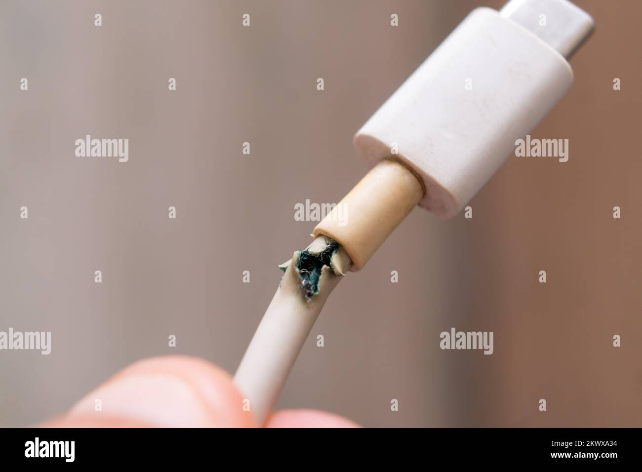Torn usb cable hi-res stock photography and images - Alamy