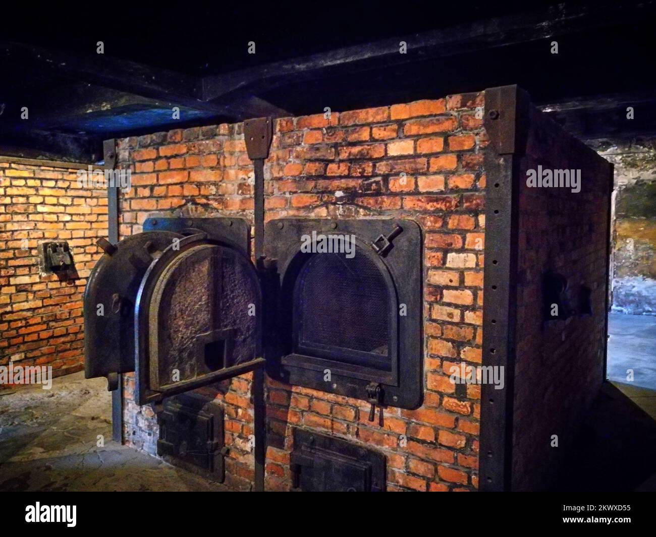 Polish prisoners auschwitz 1940 hi-res stock photography and images - Alamy