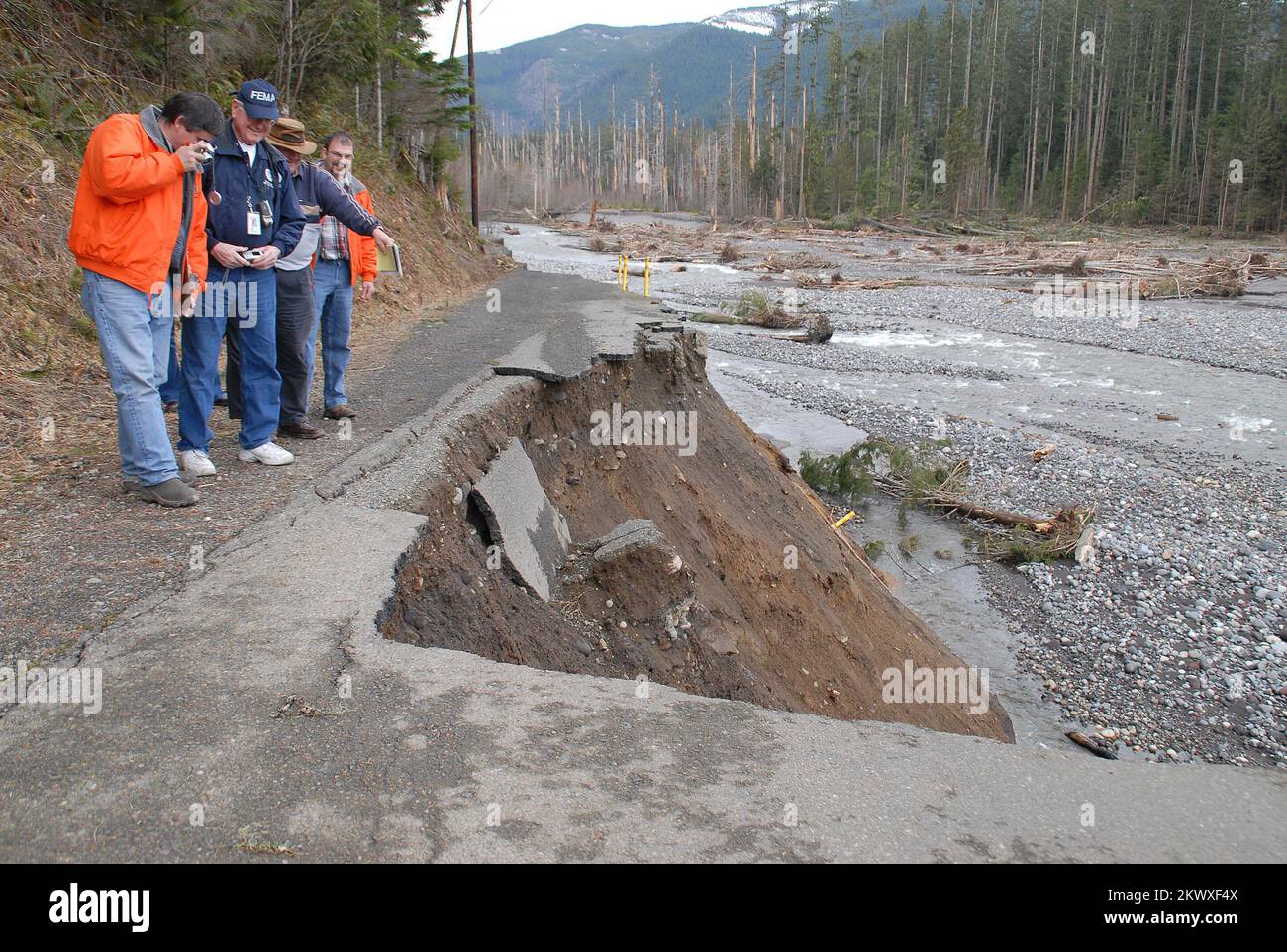 DR-1671.. Photographs Relating to Disasters and Emergency Management ...