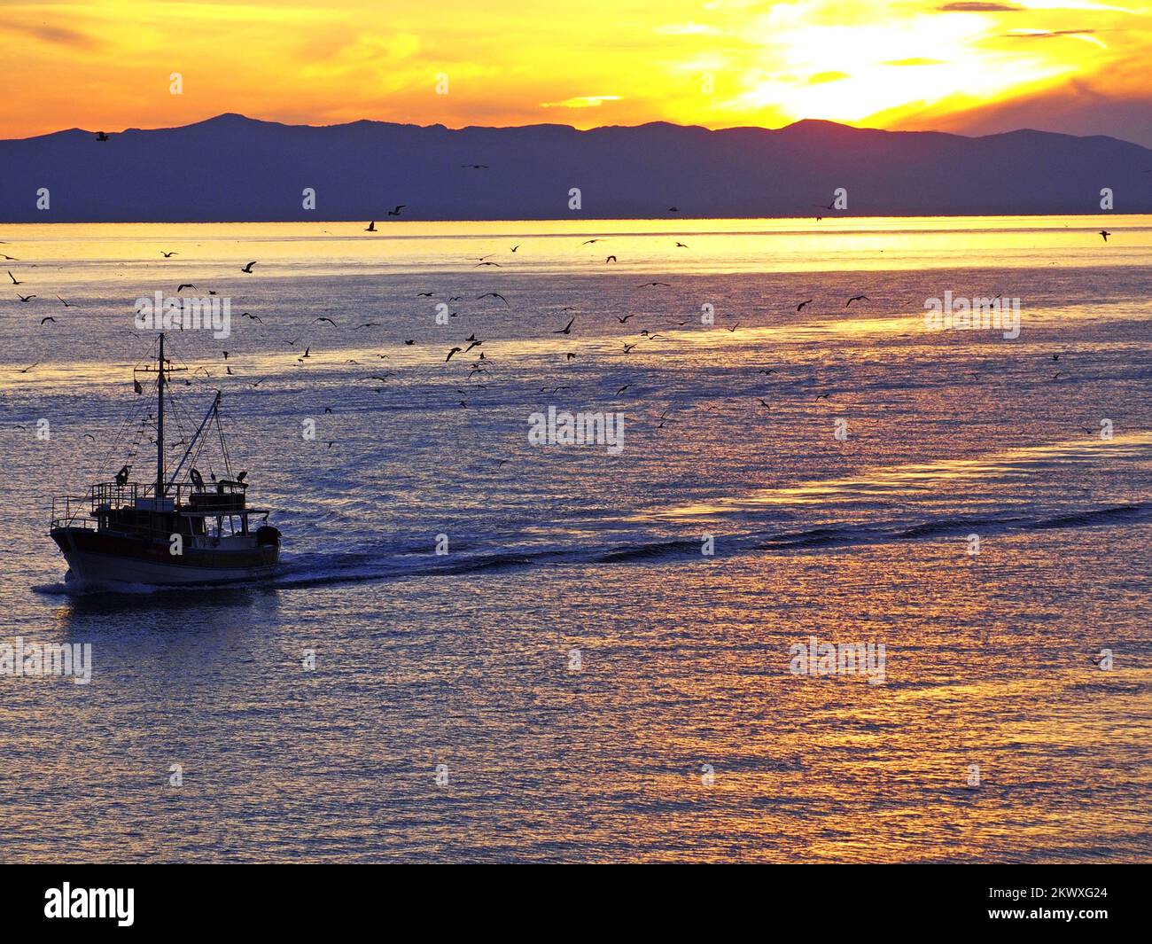 The Sunset Over the Brac Channel Stock Photo - Alamy