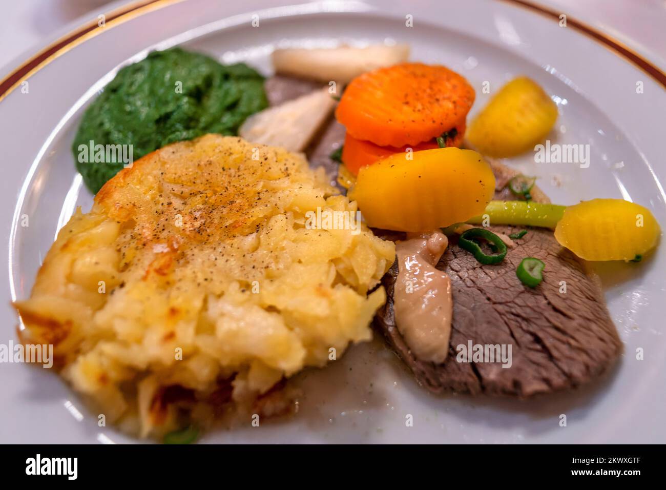 Viennese Sacher Tafelspitz Sacher Torte and Wiener Schnitzel in Rote ...