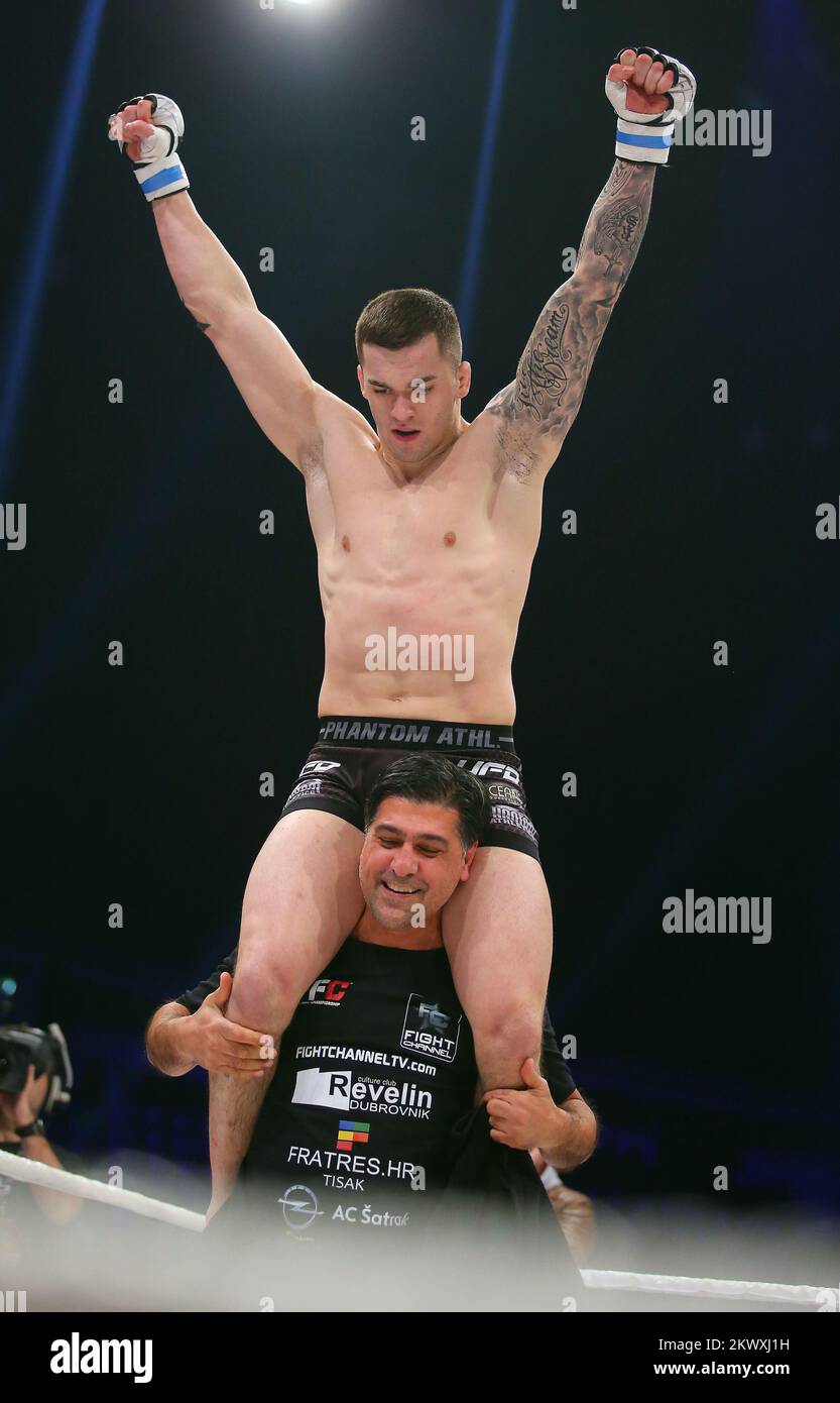 Night of Champions with 22 fighters in matches were fighting according ...