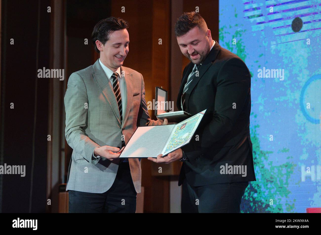 Edis elkasevic hi-res stock photography and images - Alamy