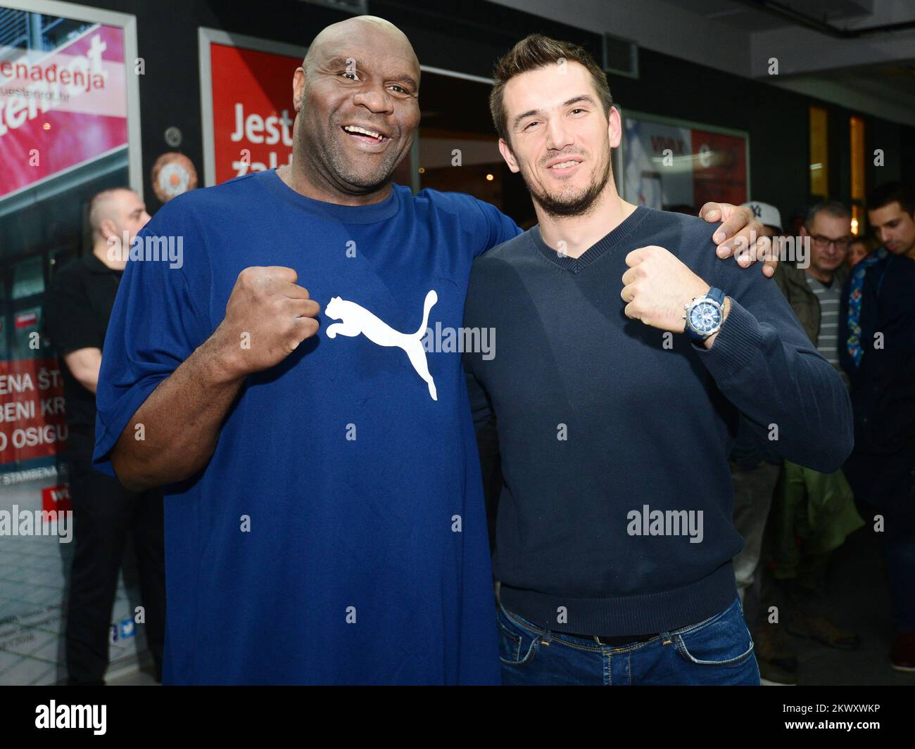 Kutija hi-res stock photography and images - Alamy