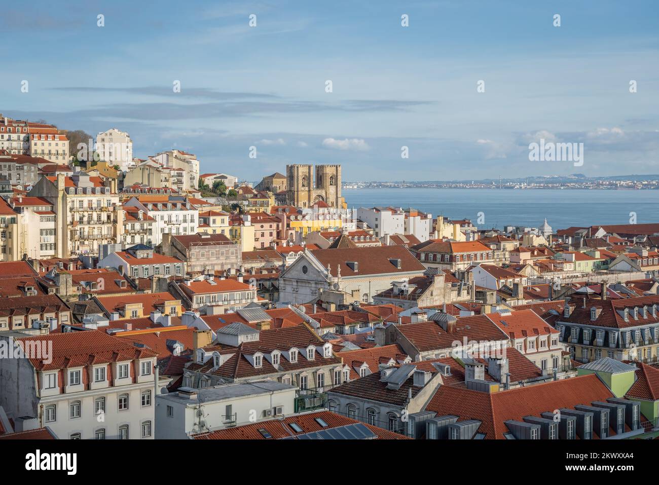 Aerial view lisbon cathedral hi-res stock photography and images - Alamy